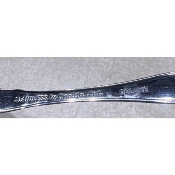 Oneida | Dining | Oneida Ltd Deluxe Stainless Flatware 9 Pc Mix Lot In ...